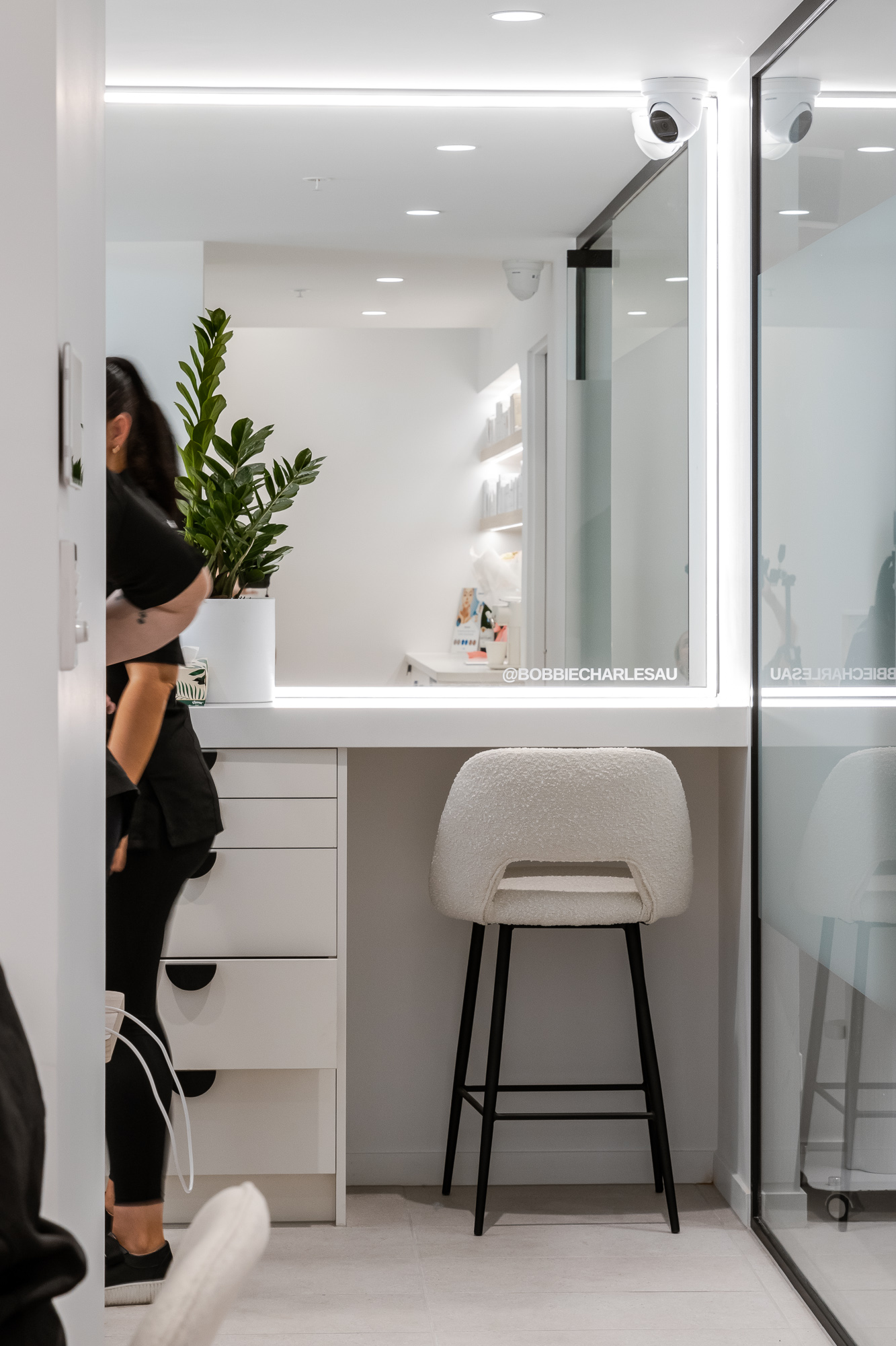 Bobbie Charles - Clui Design